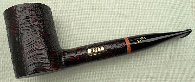Prestige Pipes showing size and detail